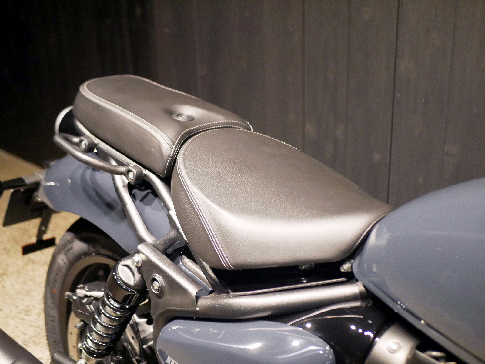 ROYAL ENFIELD SHOTGUN 650 Base 新車 | 鉄馬舎
